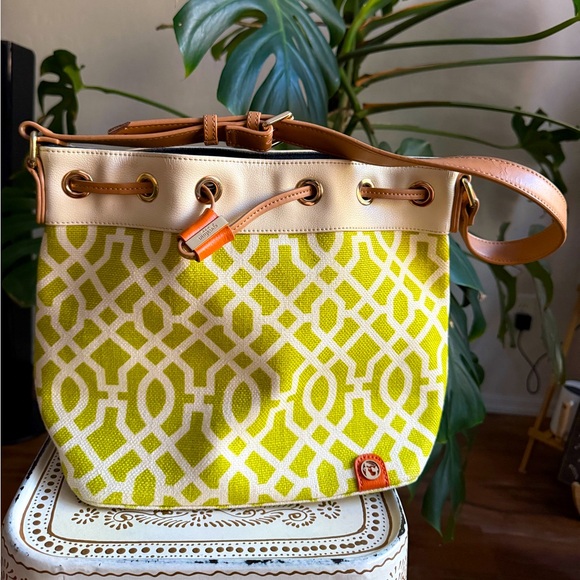 Spartina 449 | Bags | Spartina Green Geometric Shoulder Tote Bucket Bag ...